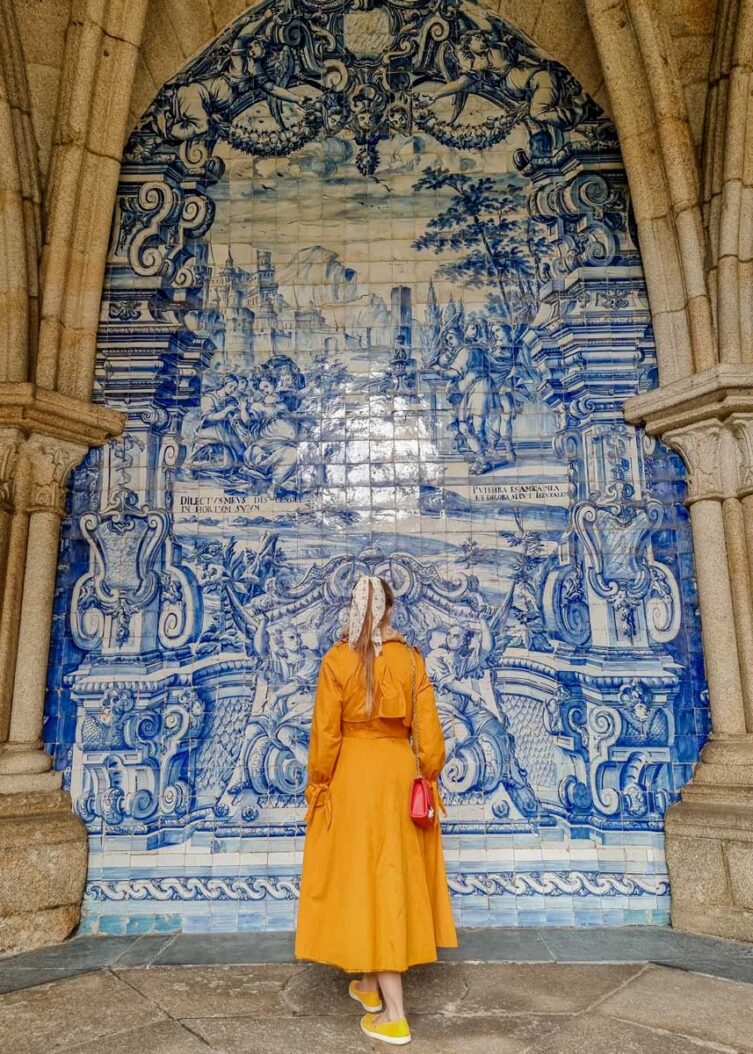 Where to See the Best Azulejo Tiles in Porto?